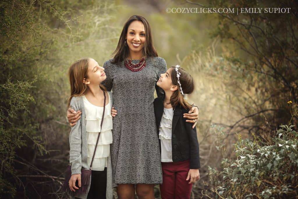 The Top 10 Family Photos You Must Snap Every Year - Organizing Photos